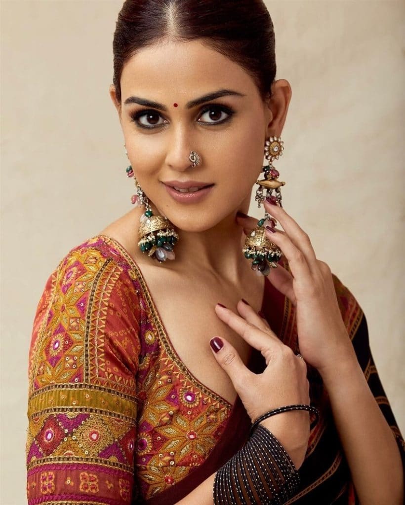 Genelia D'Souza Biography - Indian actress and Filmfare Awardee