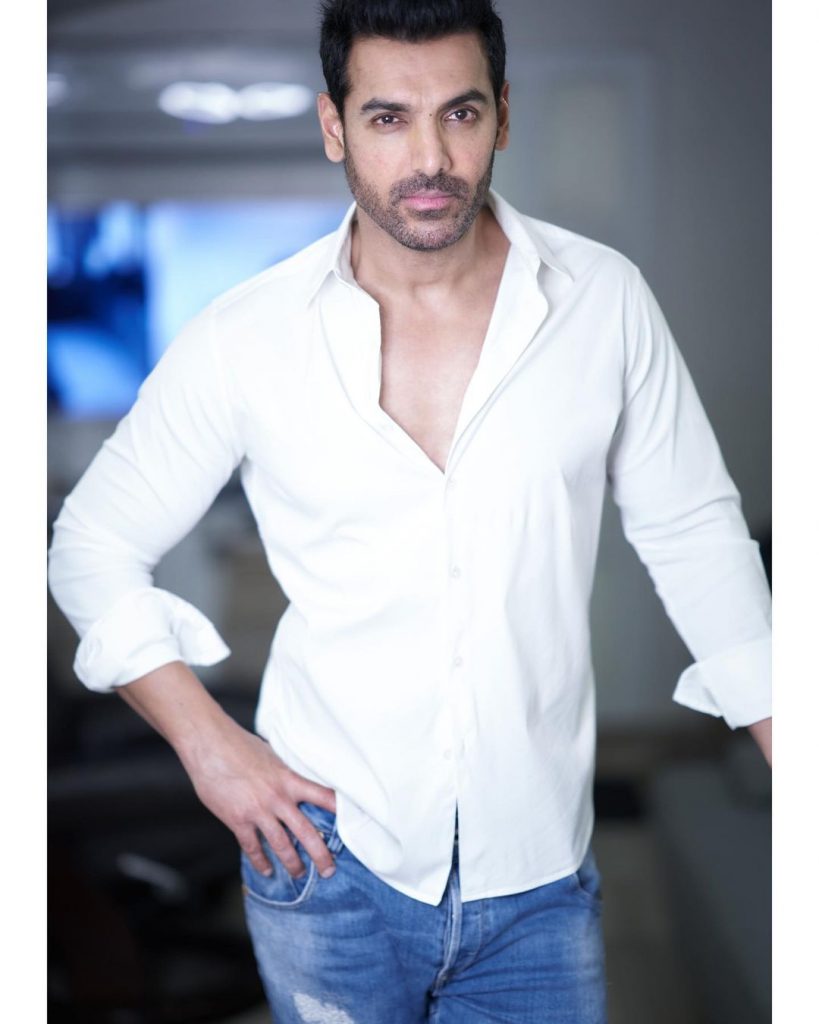 John Abraham Biography - an Indian Actor & the Hulk of Bollywood