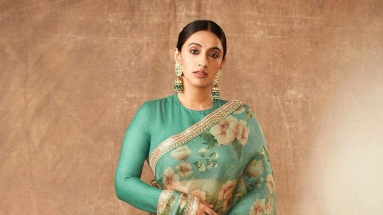 Akansha Ranjan Kapoor Biography: The Emerging Talent