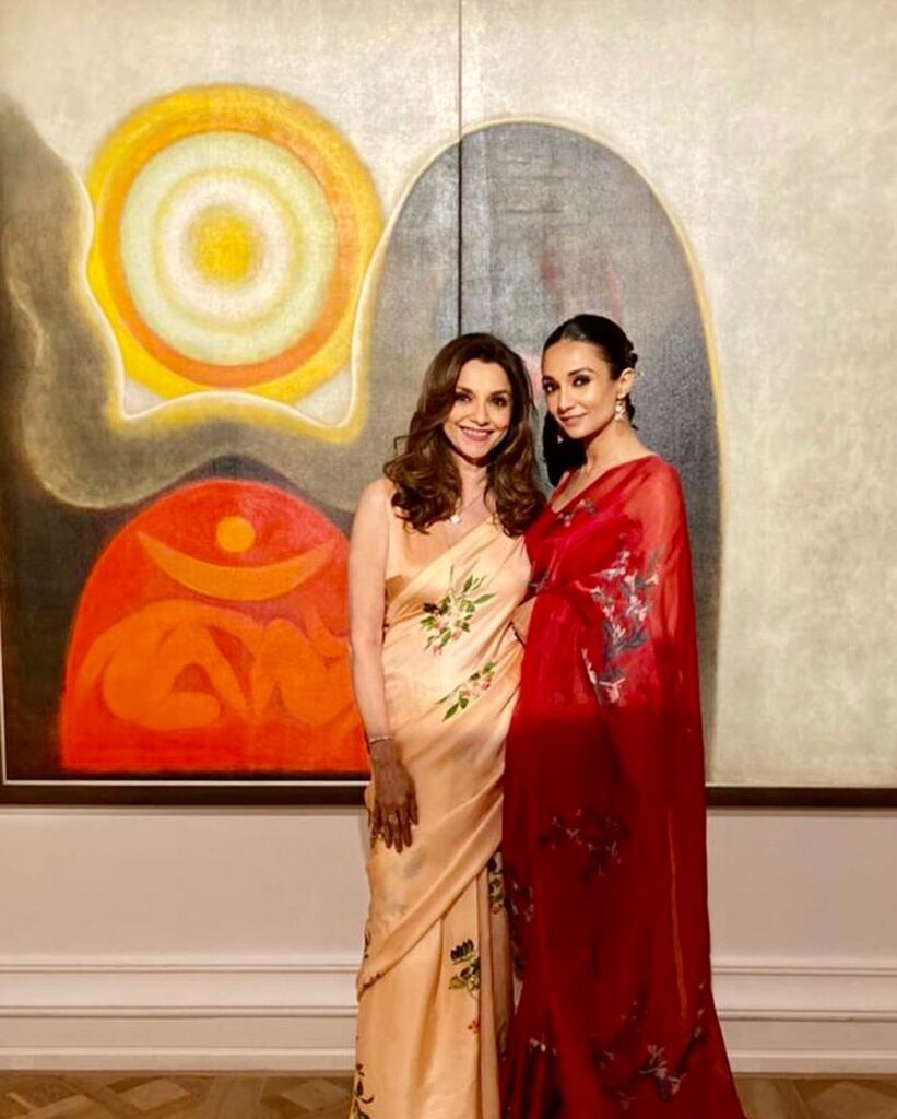 Lillete Dubey Biography: The Elegant Performer